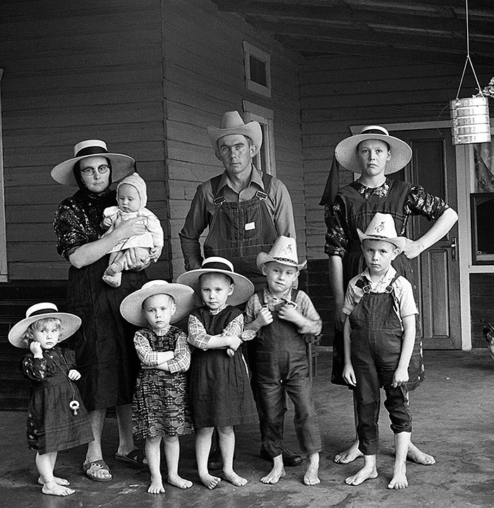 Mennonitas, el retrato del pueblo elegido de Miguel Bergasa en la ...
